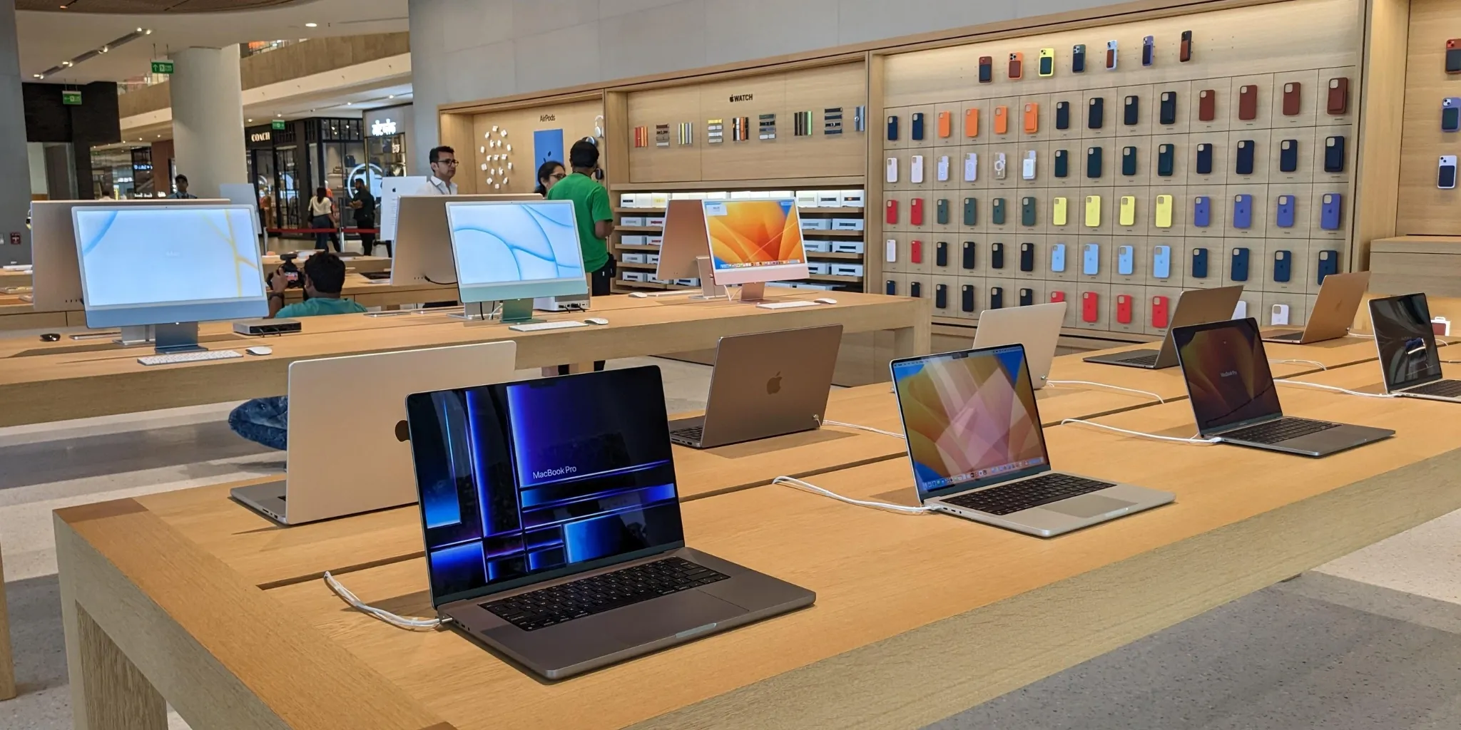 Apple Coupon & Promo Codes for December 2025 - Retail Coupons